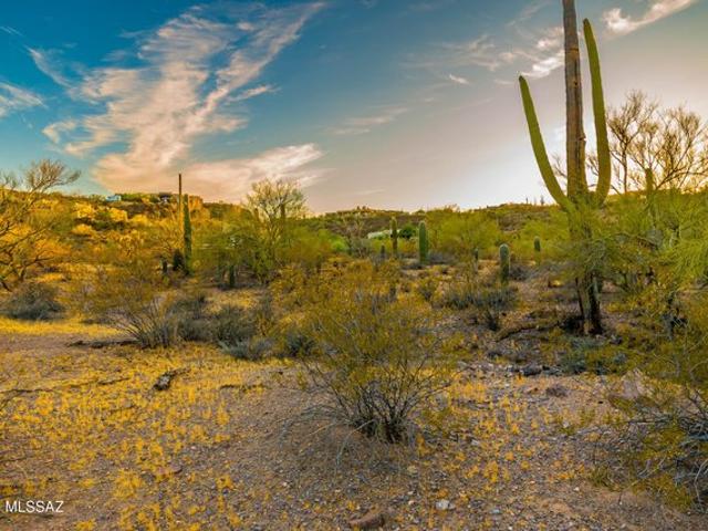 6320 W Diamond St, Tucson, AZ 85745