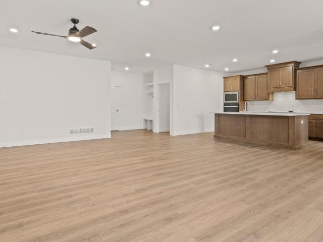 6321 murano way