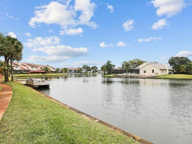 6321 Newtown Cir #21B3, Tampa, FL 33615