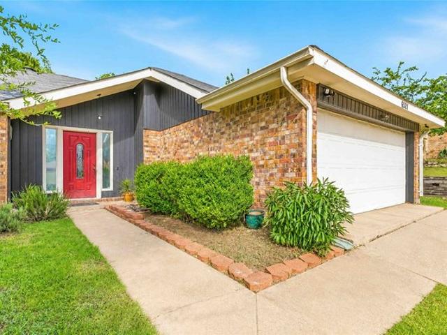 6321 Brookhaven Trl, Fort Worth, TX 76133