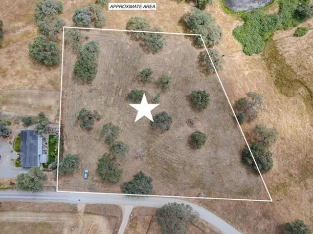 6321 Goodell Rd, Valley Springs, CA 95252