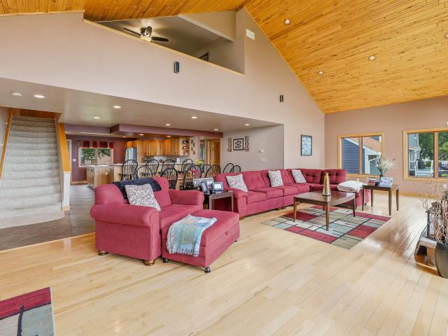 6322 black wolf point road