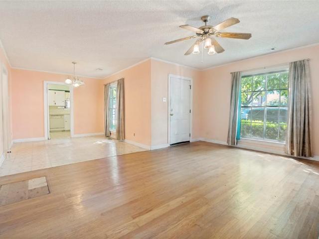 6322 Covington Lane
