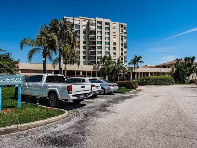 6322 Palma Del Mar Blvd S #305, Saint Petersburg, FL 33715 M.