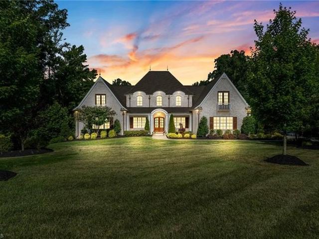 6323 Nesting Way, Oak Ridge, NC 27310