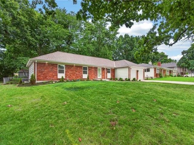 6323 Woodson Dr, Mission, KS 66202