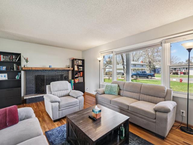 632 109th Lane NE