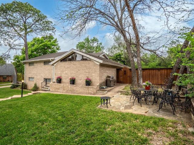 632 Caduceus Ct, Hurst, TX 76053 | MLS #21227 | Compass