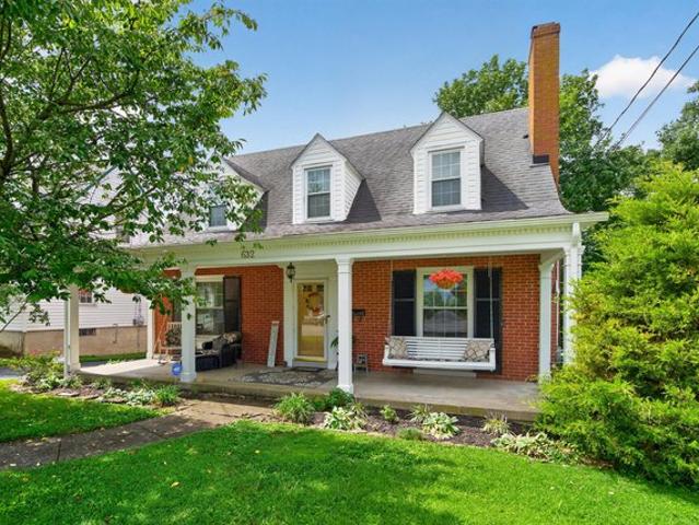 632 Beaumont Ave, Harrodsburg, KY 40330