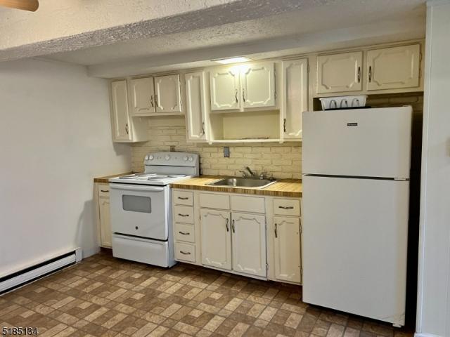 632 Brooklyn Mountain Rd