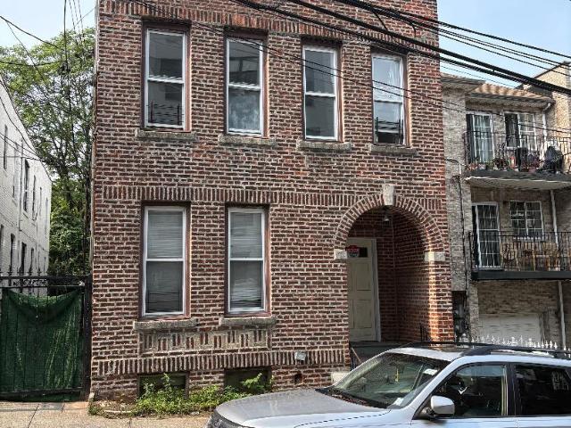 632 E 223rd Street