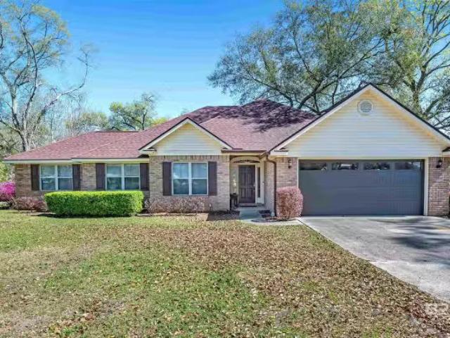 632 E PEDIGO AVE, FOLEY, AL 36535 Single Family Residence For.