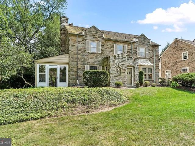 632 Foxcroft Rd, Elkins Park, PA 19027