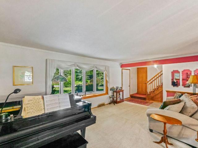632 Highland Dr