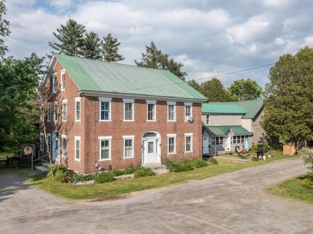 632 Morristown Corners Rd, Morristown, VT 05661