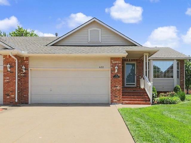 632 N Cedar Downs Ct, Wichita, KS 67235