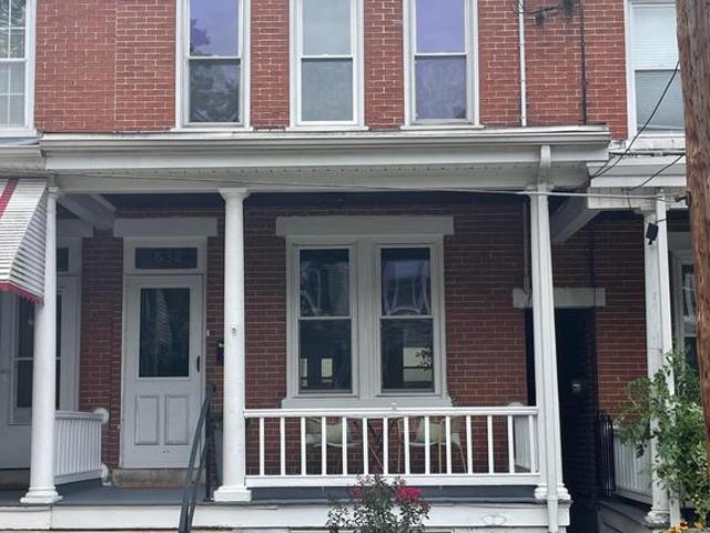 632 N Pine Street