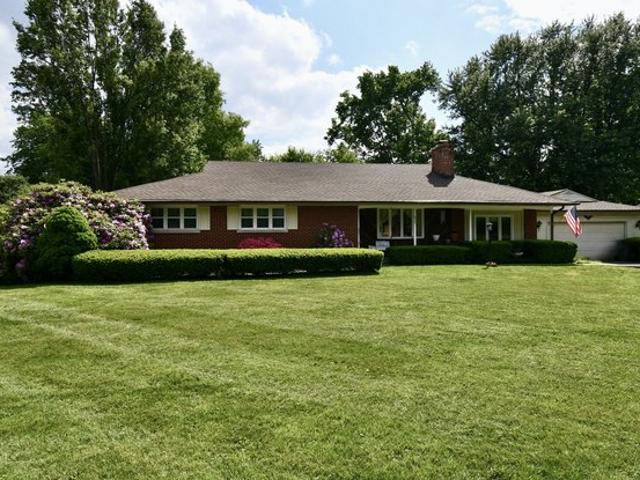 632 Nakomi Dr, Lexington, KY 40503