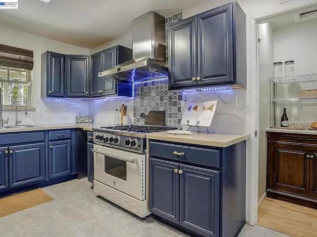 632 Shaddick