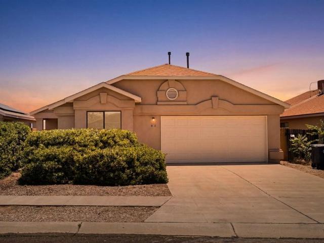 632 Shire St SW, Albuquerque, NM 87121