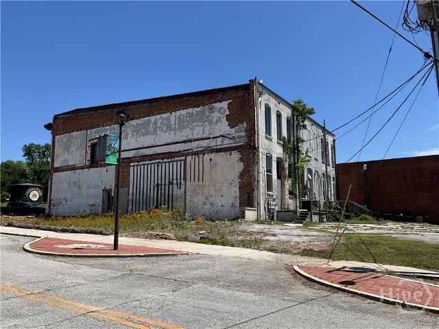 632 Sibley Avenue
