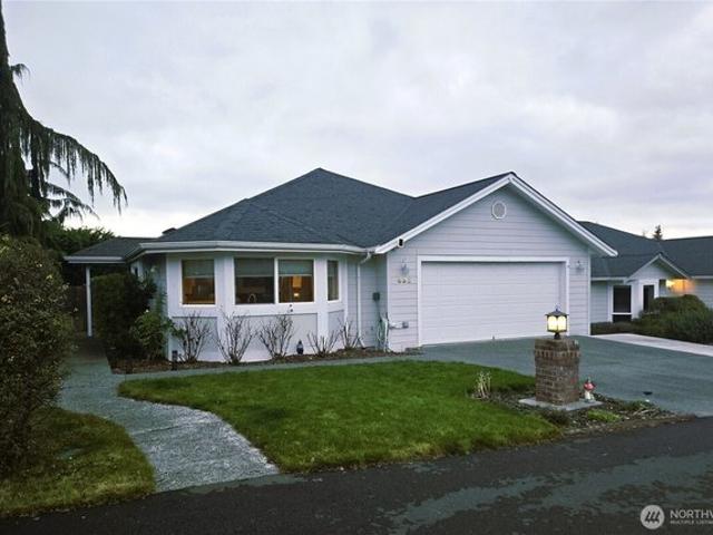 632 W Summer Breeze Ln, Sequim, WA 98382