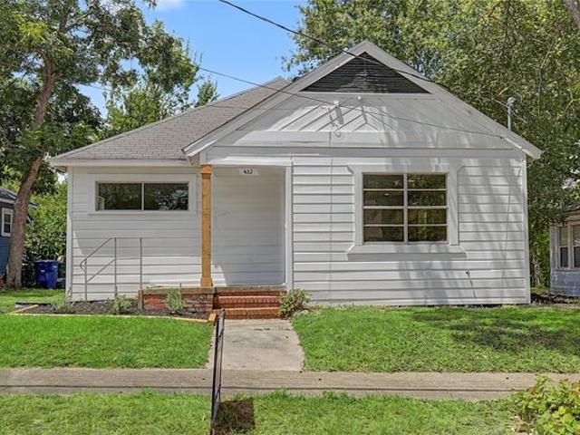 632 University Ave, Huntsville, TX 77320