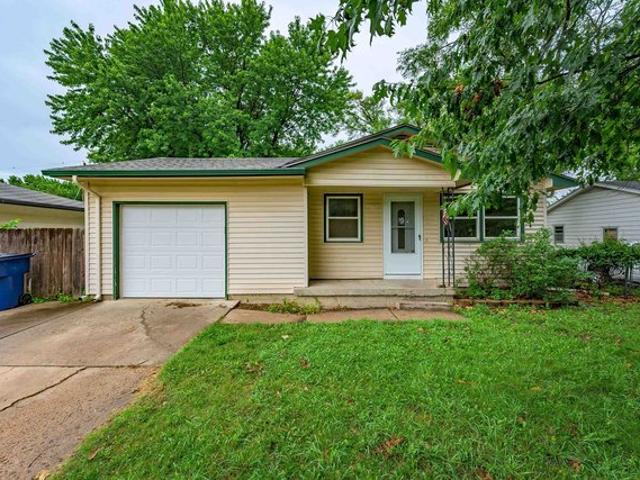 6334 N Scottsville St, Park City, KS 67219