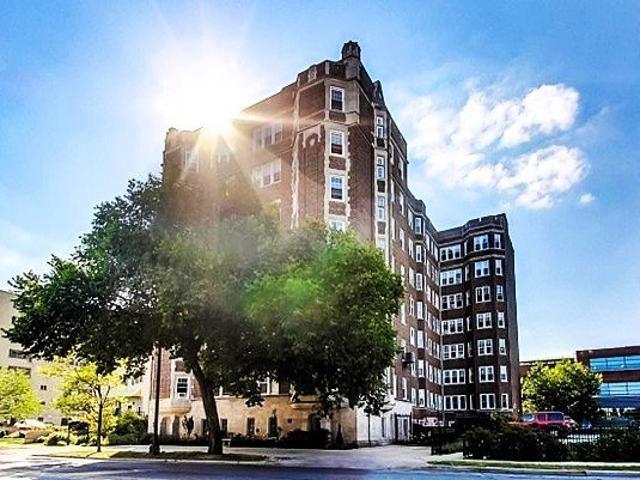 6334 N Sheridan Rd Unit 2C, Chicago, IL 60660