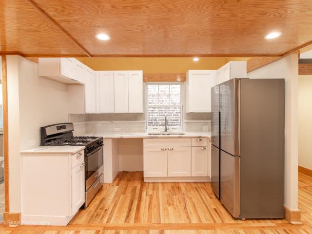 6334 S St Lawrence Ave, Chicago, IL 60637 | MLS #12600 | Compass