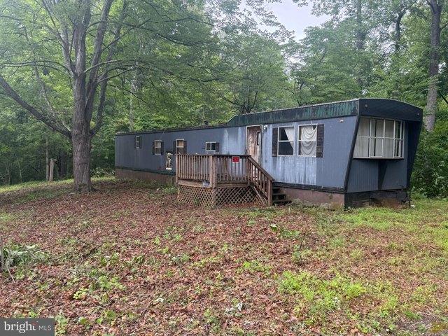 6334 W Hoover Rd, Reva, VA 22735
