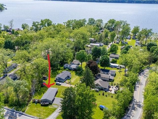 6335 Glenn Ave, Middlesex, NY 14507