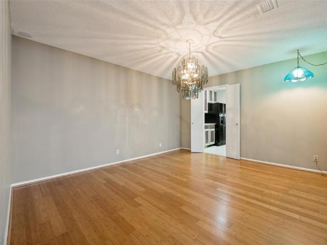 6335 W Northwest Highway # 1013