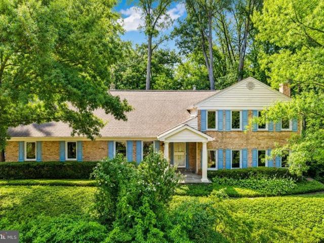 6336 Torrence St, Burke, VA 22015