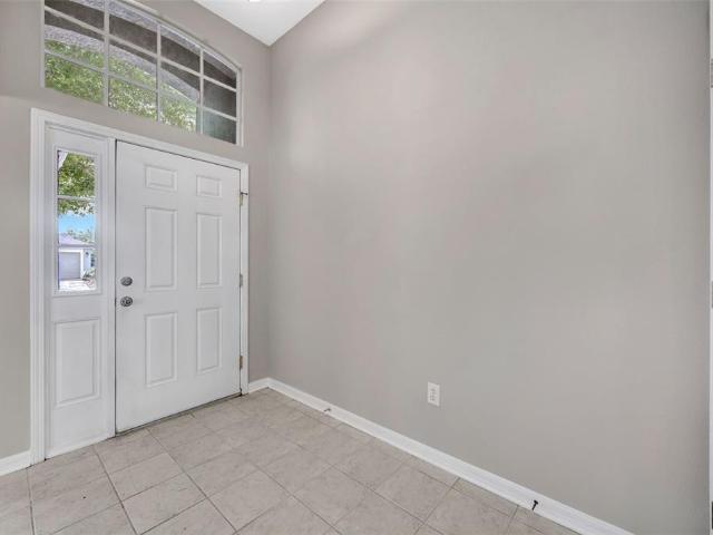 6337 Bridgecrest Dr, Lithia, FL 33547 | MLS #TB8493 | Compass