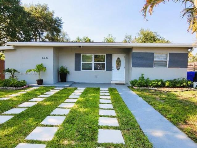 6337 Grant St, Hollywood, FL 33024