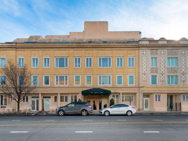 6337 Roosevelt Rd Apt 107, Berwyn, IL 60402