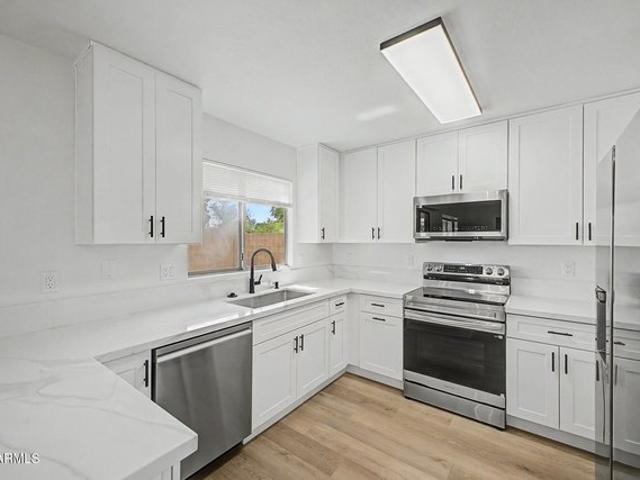 6337 W Chickasaw St, Phoenix, AZ 85043