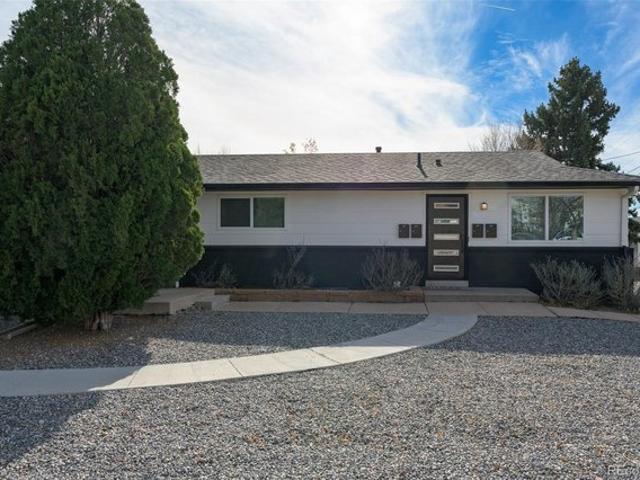 6338 Julian St, Denver, CO 80221