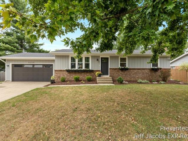 6339 Orchid Dr, Jenison, MI 49428