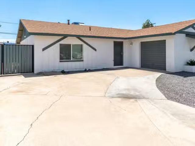 6339 W Rose Ln, Glendale, AZ 85301 MLS 6739937