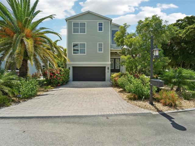 6330 Laguna Dr, Longboat Key, FL