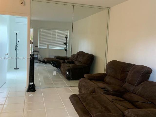 6330 SW 79th St, Unit 23, South Miami, FL 33143 | MLS #A12028