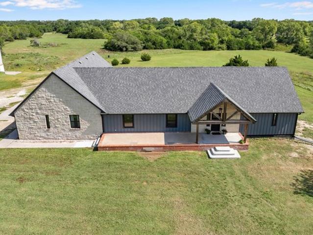 6330 SE 84th St, Newton, KS 67114