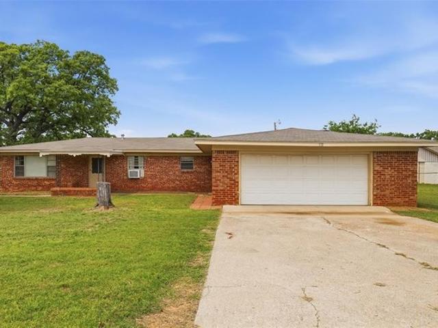 6331 N Alaska Dr, Duncan, OK 73533