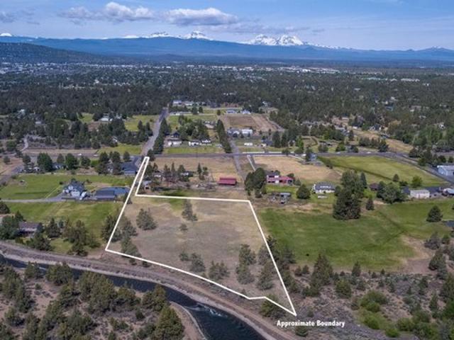 63320 Deschutes Market Rd, Bend, OR 97701