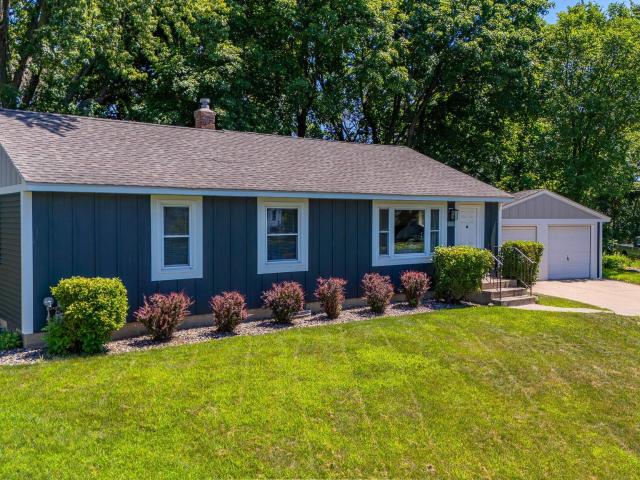 6332 Oak Knoll Plaza