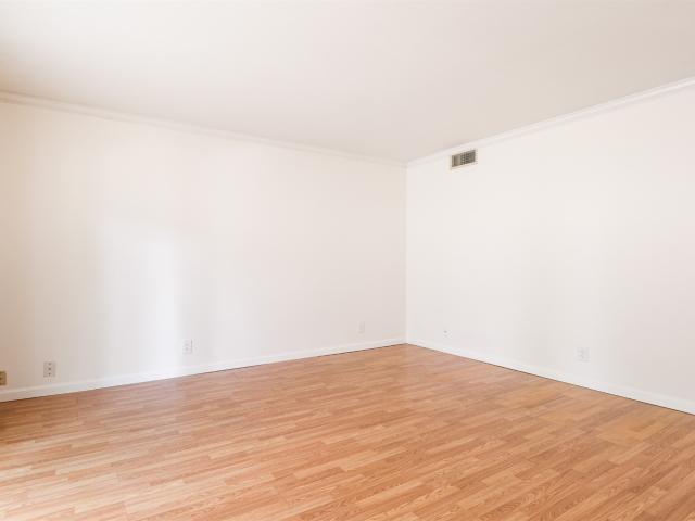 6332 Chevy Chase Dr, Unit 16, Houston, TX 77057 | MLS #23220
