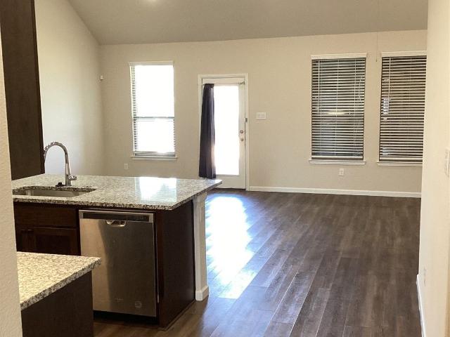 6333 Catalpa Drive, Venus, US, TX