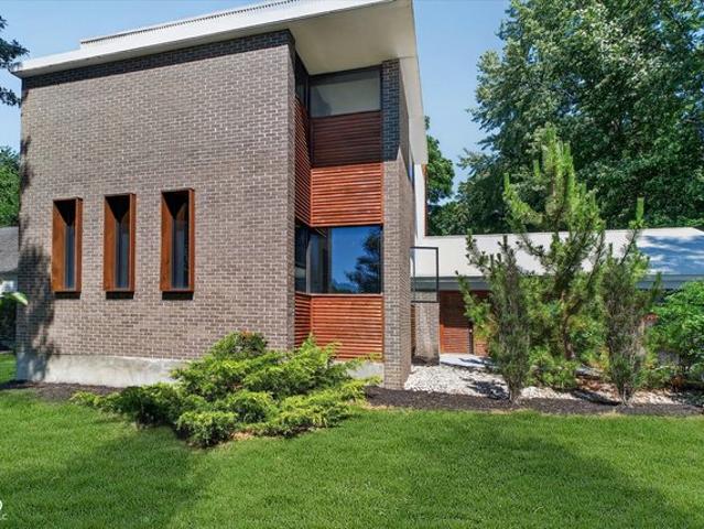 6333 Evanston Ave, Indianapolis, IN 46220